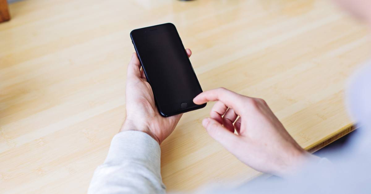 Therapy Chicago: How to Distance Yourself from Your Phone: Part II